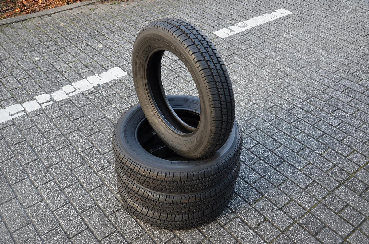 Firestone F560 145R15 – GARAGE VINTAGE