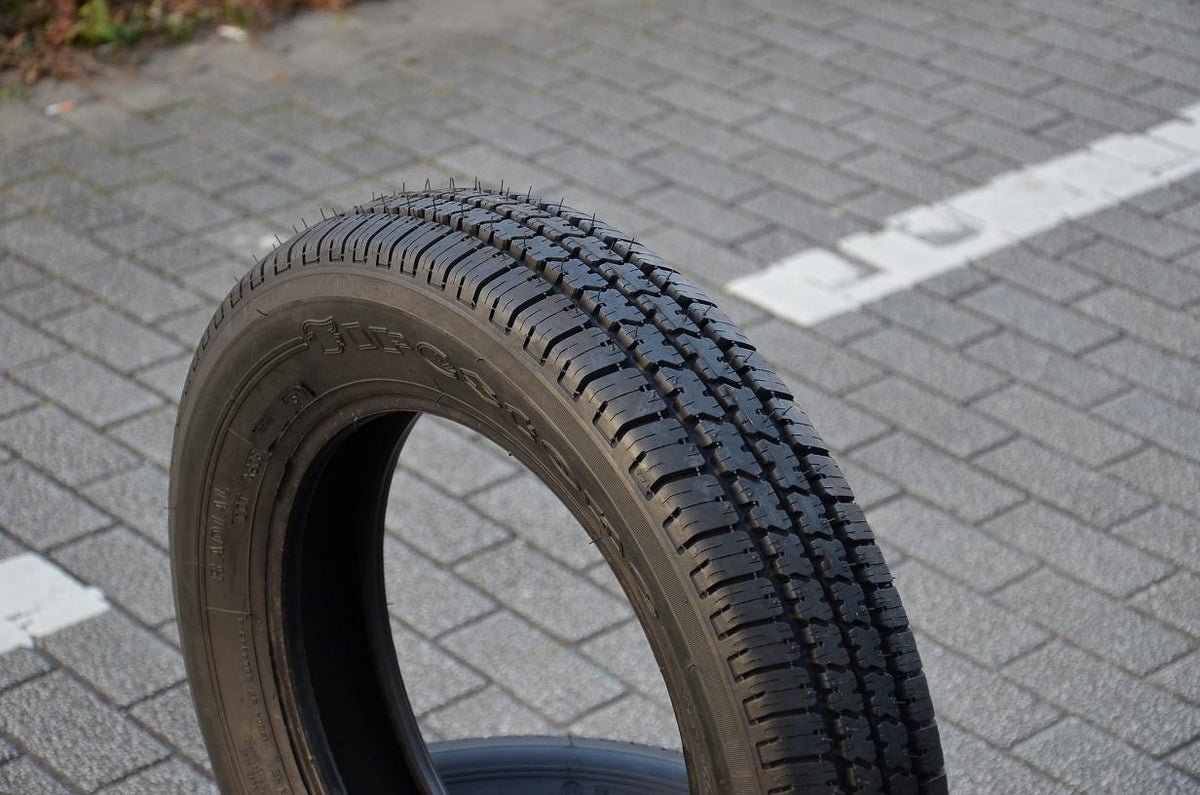 Firestone F560 145R15 – GARAGE VINTAGE