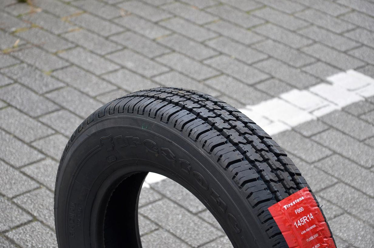 Firestone F560 145R14 – GARAGE VINTAGE